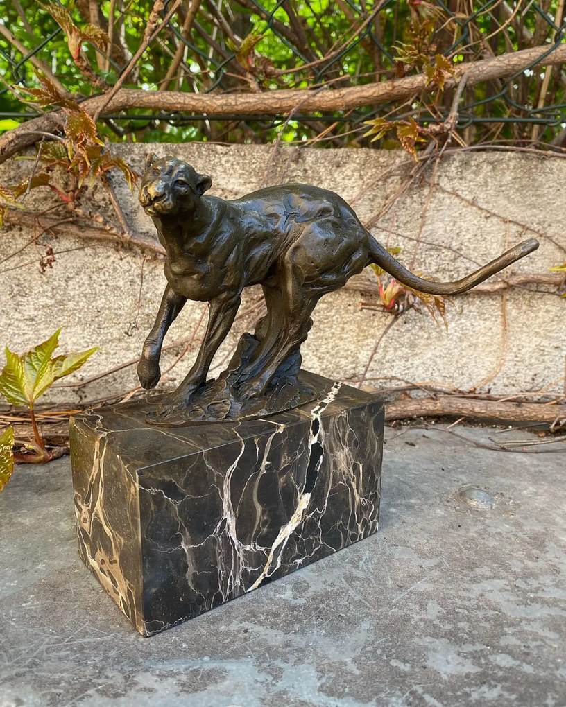 Bronzová socha soška - Puma panther