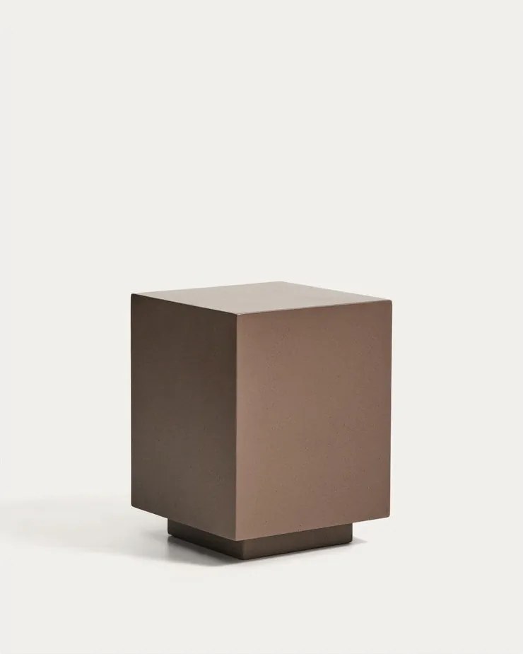 Betonový zahradní stolek 35x35 cm Rustella – Kave Home