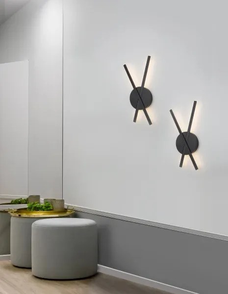 LED nástěnné svítidlo Reslin 24.5 černé