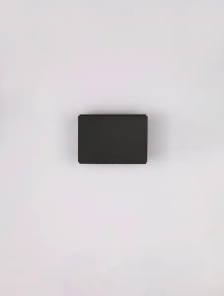 Minimalistické nastěnné svítidlo Oti Černá
