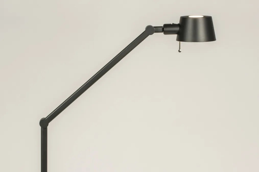 Stojací designová lampa Niki Black