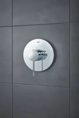 Grohe Essence - Sprchová baterie pod omítku chrom