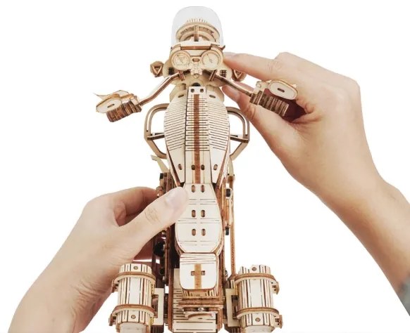RoboTime - 3D dřevěné mechanické puzzle Motorka cruiser