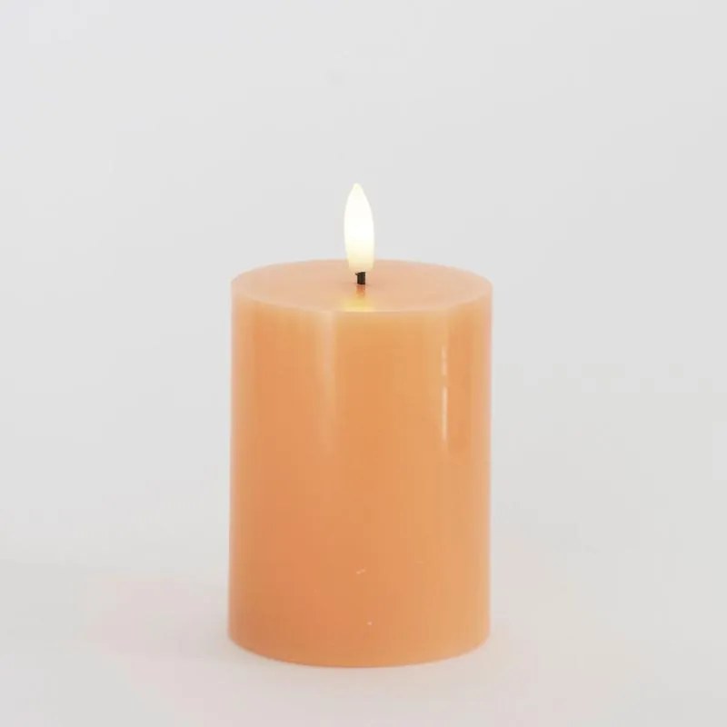 LED svíčka na baterie vosková Sille, Ø 7,5 × 10 cm, broskvová, 2× AA