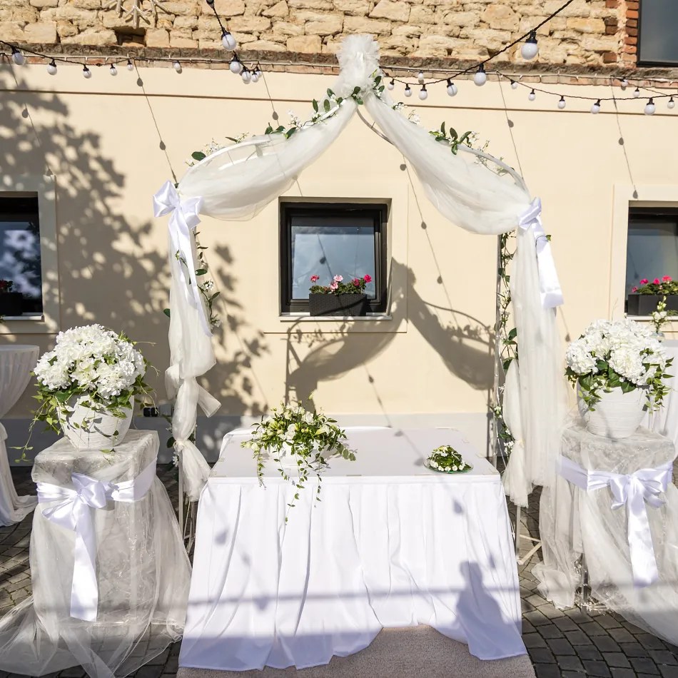 Easy Fix LED party osvětlení, 5 m, venkovní, 10 kouliček, 70 teple bílých diod, černý kabel, IP67, prodlužovací