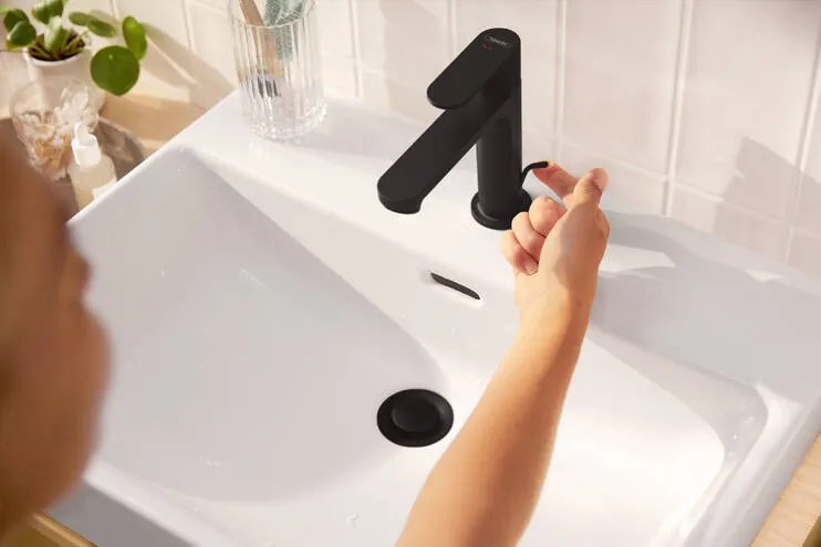 Hansgrohe Rebris S - Páková umyvadlová baterie 110 CoolStart s odtokovou soupravou s táhlem, černá matná 72519670