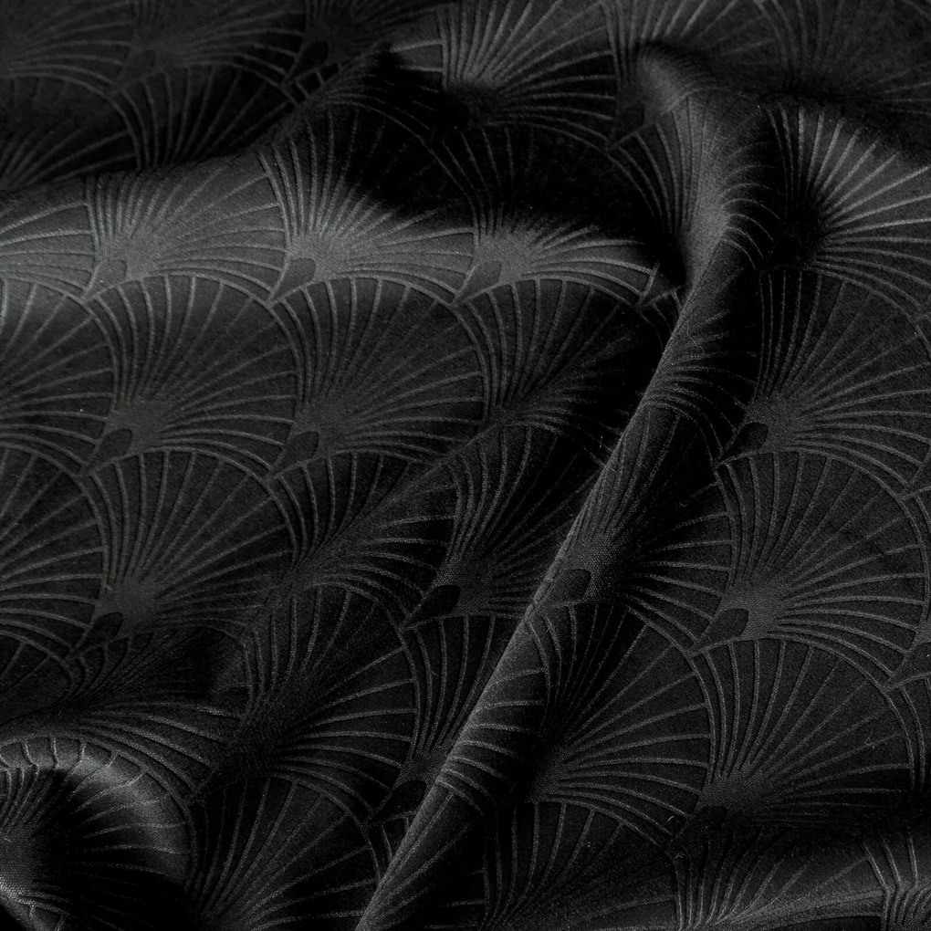 ZATEMŇOVACÍ ZÁVĚS NA KROUŽCÍCH JULIA 140X250 CM ČERNÁ