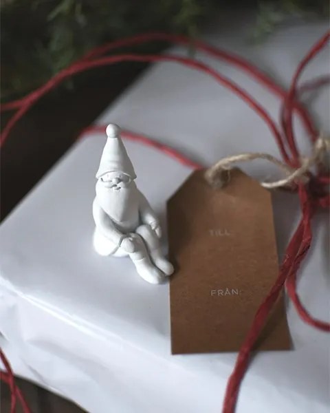 Vánoční dekorace Santa Nisse 6 cm Storefactory Scandinavia