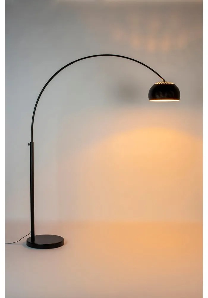 Černá stojací lampa (výška 190 cm) Bow – Zuiver