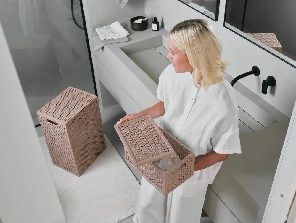 Starorůžový koš na prádlo z recyklovaného plastu 60 l Kaya – Curver