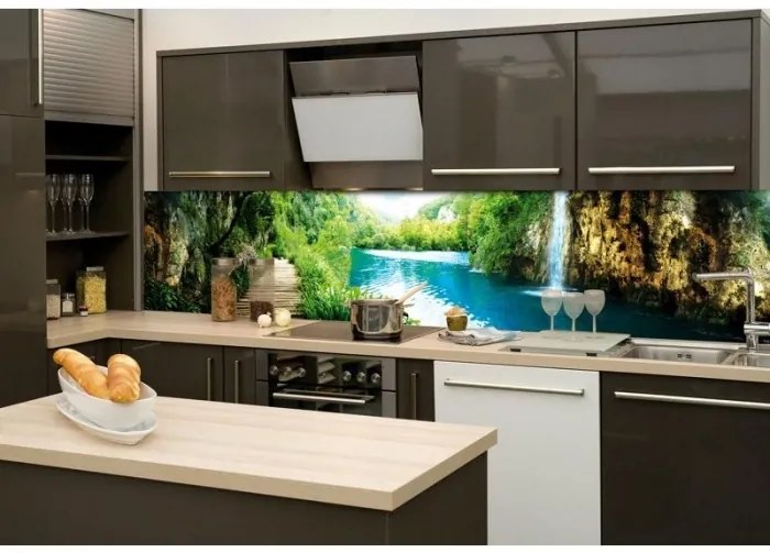 DIMEX | Fototapeta do kuchyně Relax v lese KI-260-034 | 260 x 60 cm | zelená, modrá, hnědá