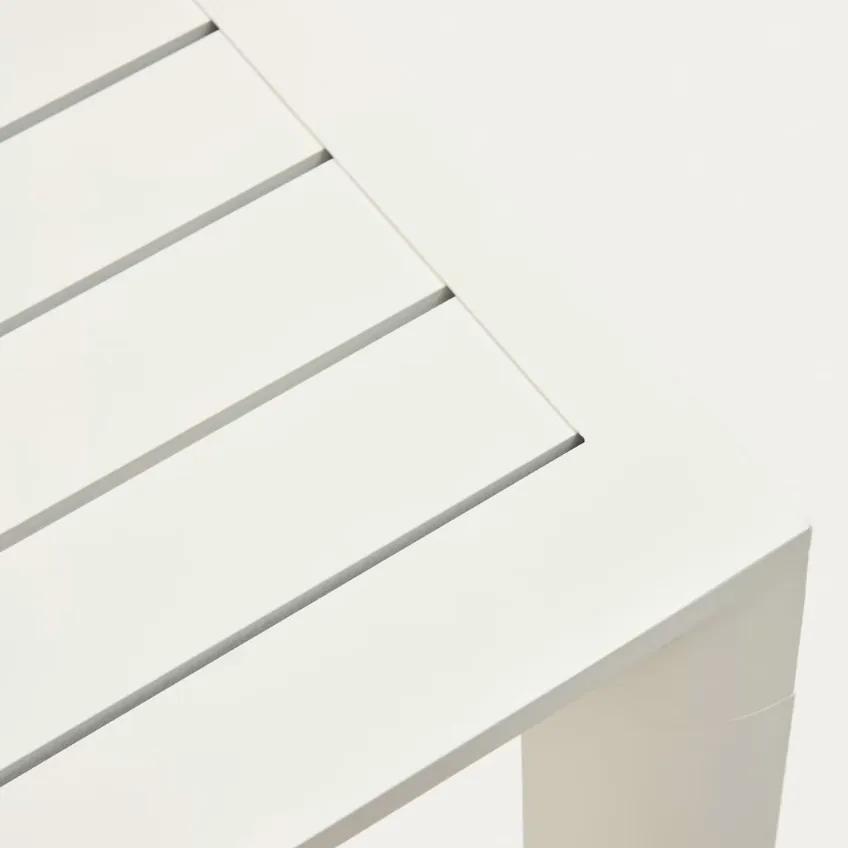 OnaDnes -20% Bílý kovový zahradní jídelní stůl Kave Home Culip 150 x 77 cm