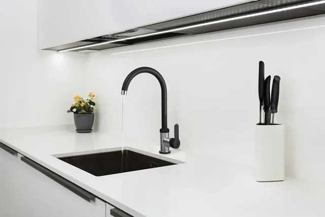 Invena Iron, stojánková dřezová baterie, černá-ocelová, INV-BZ-53-L04-L