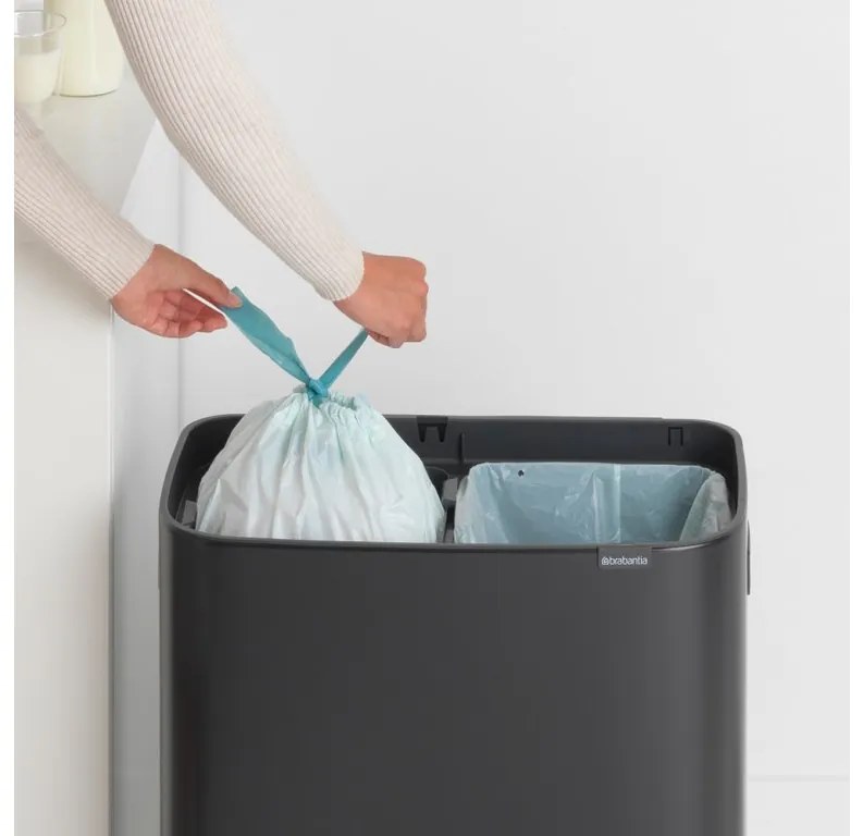 Brabantia BO TOUCH BIN Dotykový odpadkový koš 2x30 l - matná černá