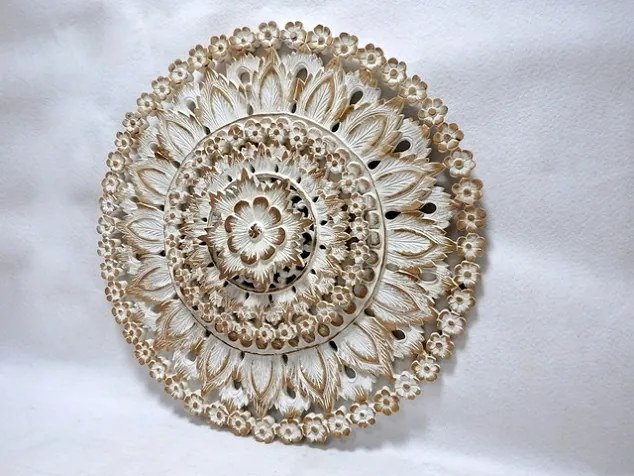 Závěsná dekorace MANDALA 3D, béžová, 90 cm, teakové dřevo
