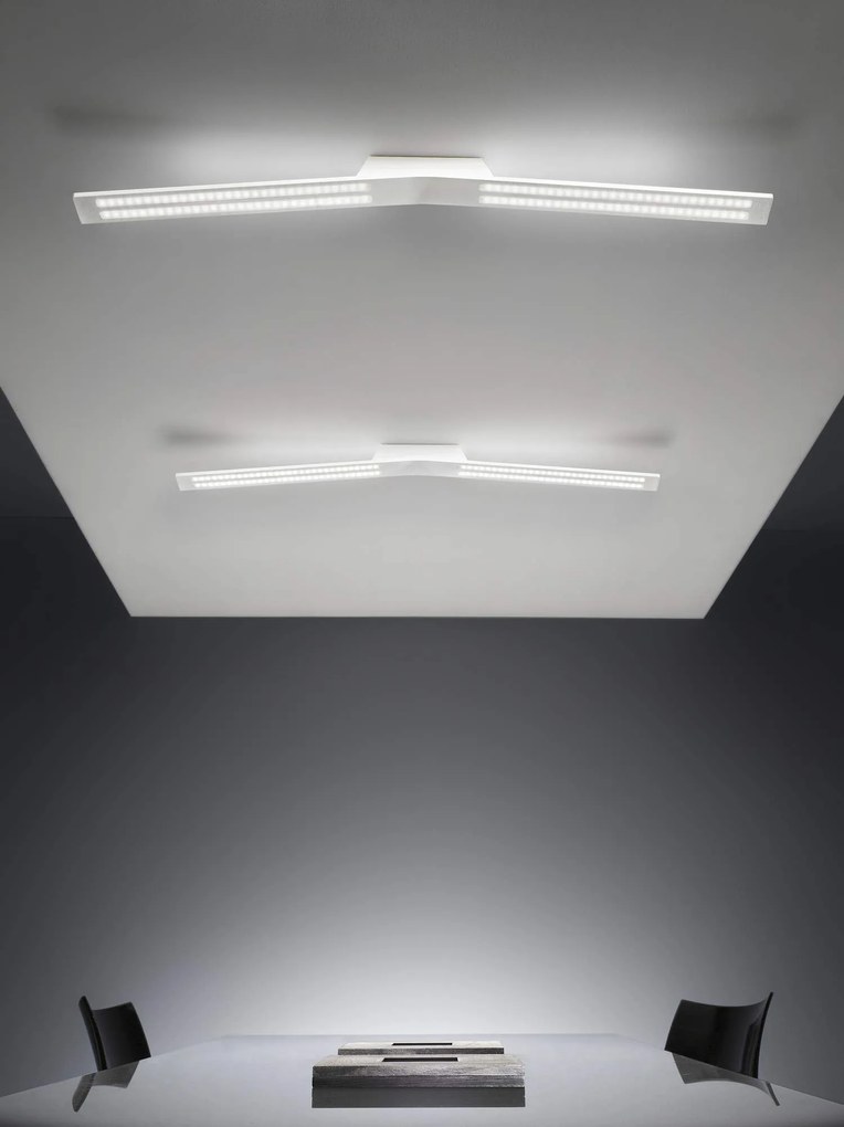 Stilnovo 9074 Lama, černé stropní LED svítidlo, 45W LED 3000K, délka 130cm