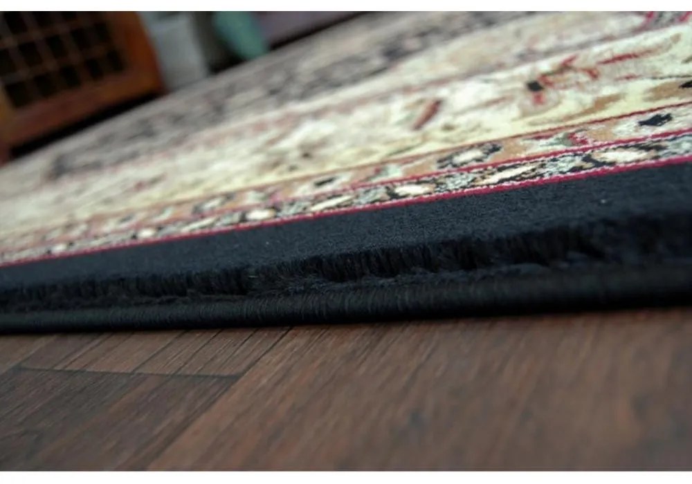 Kusový koberec Agas černý 250x350cm