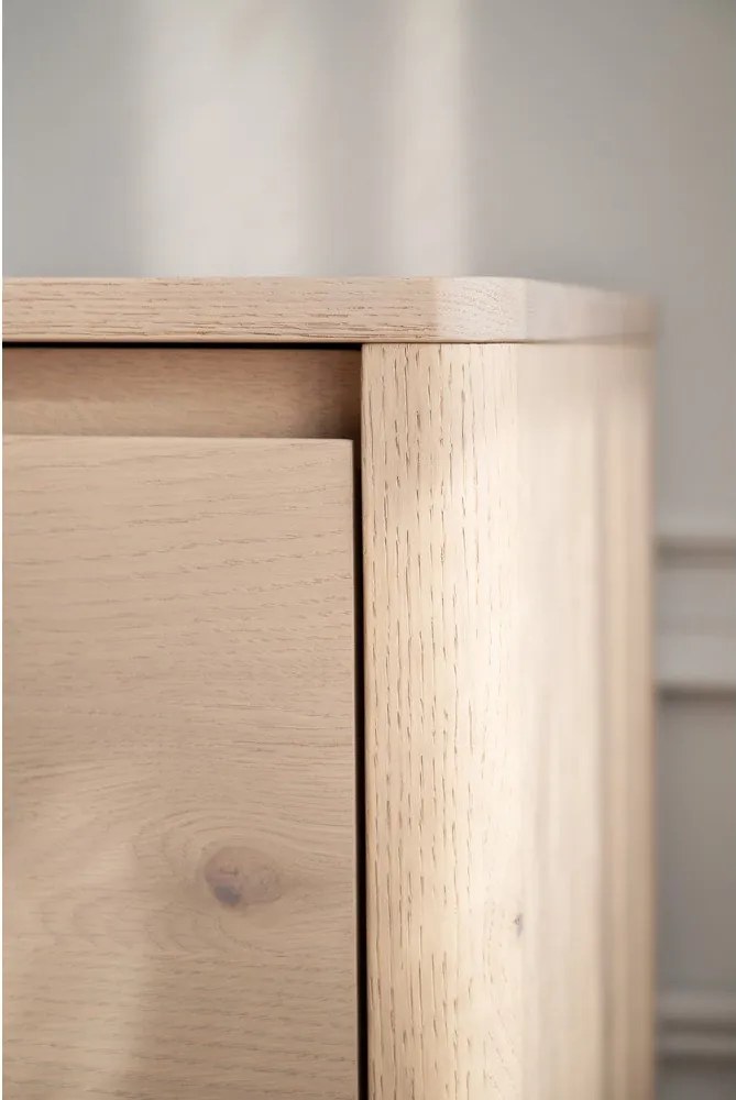Komoda v dekoru dubu ve světle přírodní barvě 180x70x40 cm Melstone – Rowico