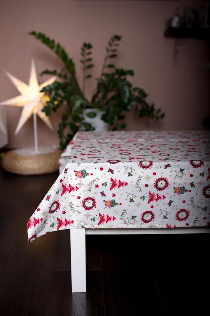K-U ručně šitý ubrus červené stromečky na bílé vánoční,  130 cm x 200 cm