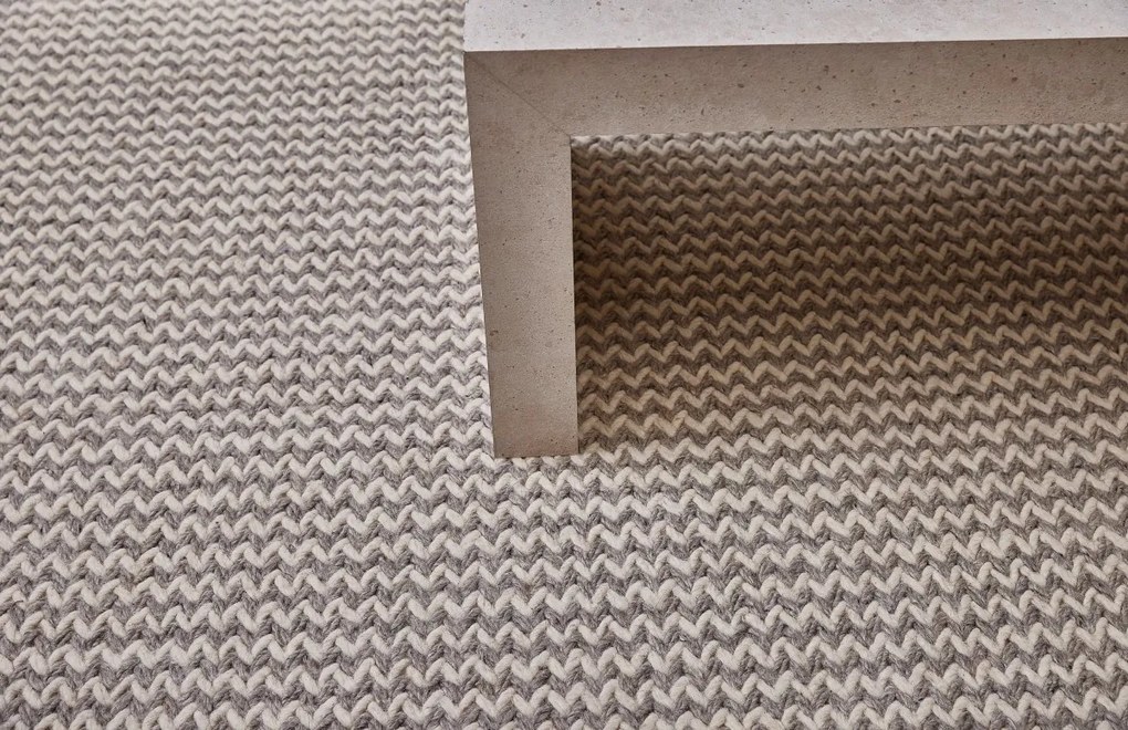 Diamond Carpets India, Ručně vázaný kusový koberec Fusilli DE 9415 White Mix, 80x150, bílá, ložnice