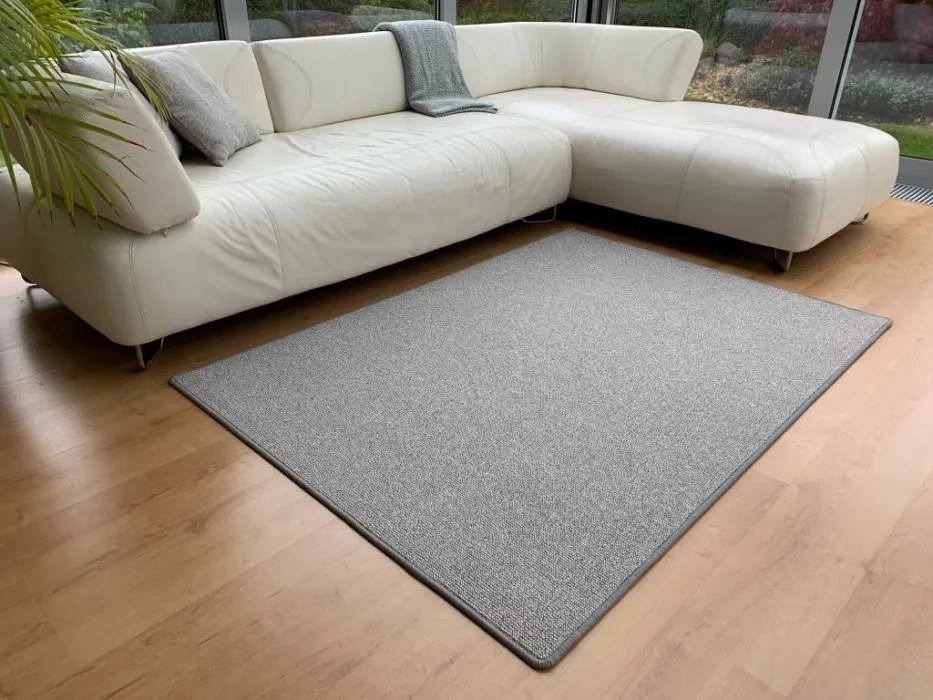 Kusový koberec Porto šedý 1 m2 s obšitím