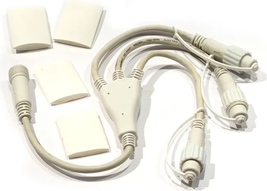 Easy Fix T rozbočovač, 3 výstupy, bílý, IP44