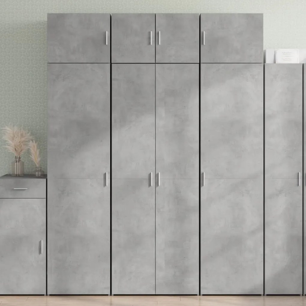 Skříň highboard betonově šedá 70x42,5x185 cm kompozitní dřevo