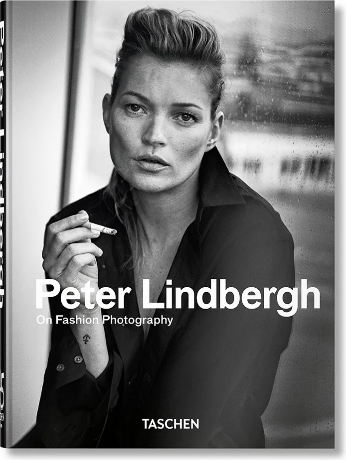 Taschen designové knihy Peter Lindbergh. On Fashion Photography.