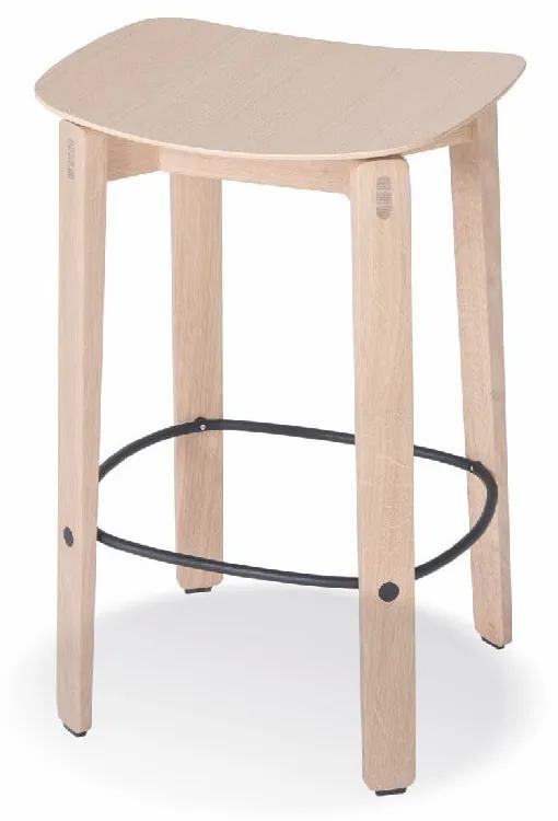 Přírodní nízká barová židle z dubového dřeva Gazzda Nora