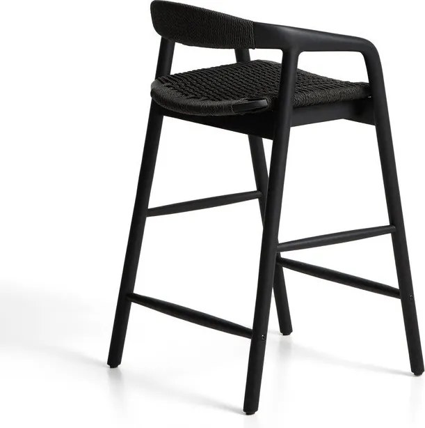 Černá barová židle s područkami z dubového dřeva (výška sedáku 65 cm) Derile – Kave Home