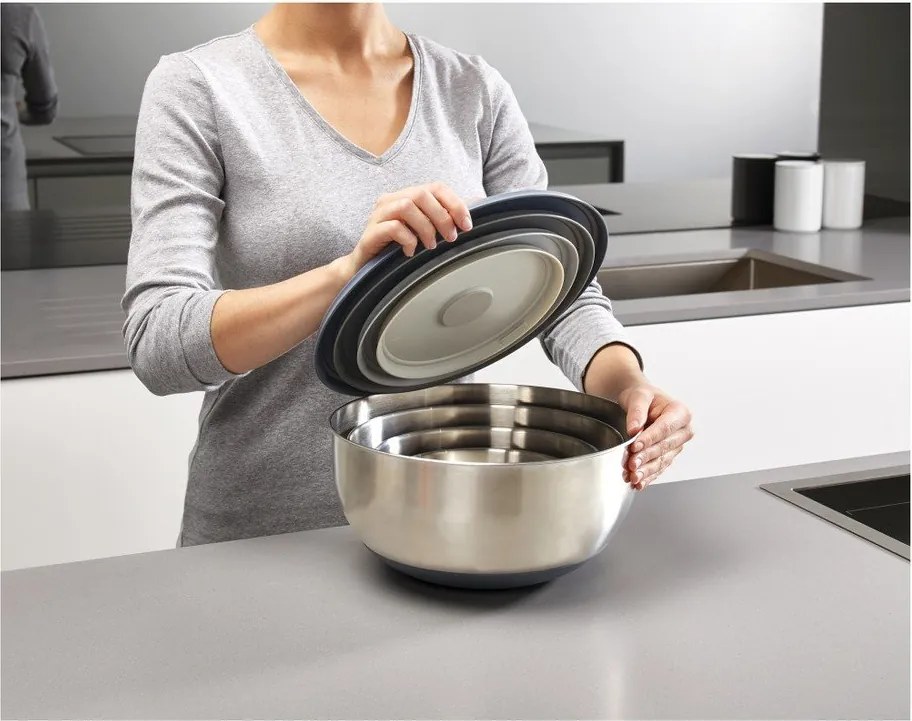 Nerezové mísy v sadě 4 ks ve stříbrné barvě ø 28,5 cm Nest Prep&Store – Joseph Joseph