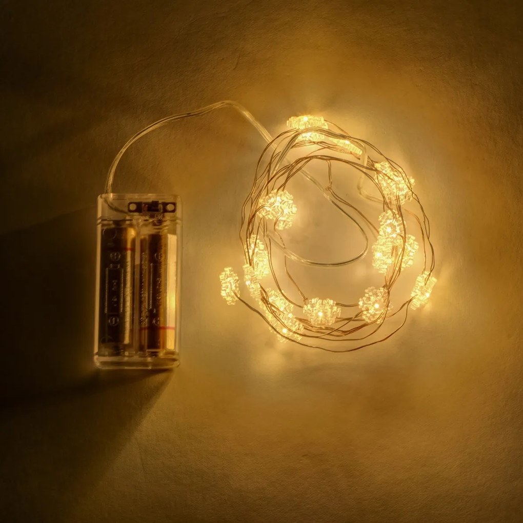 LED světýlka na baterie, vločky, 2,3 m, teple bílá, 20 diod, drátek, IP20 interiér, 2 × AA