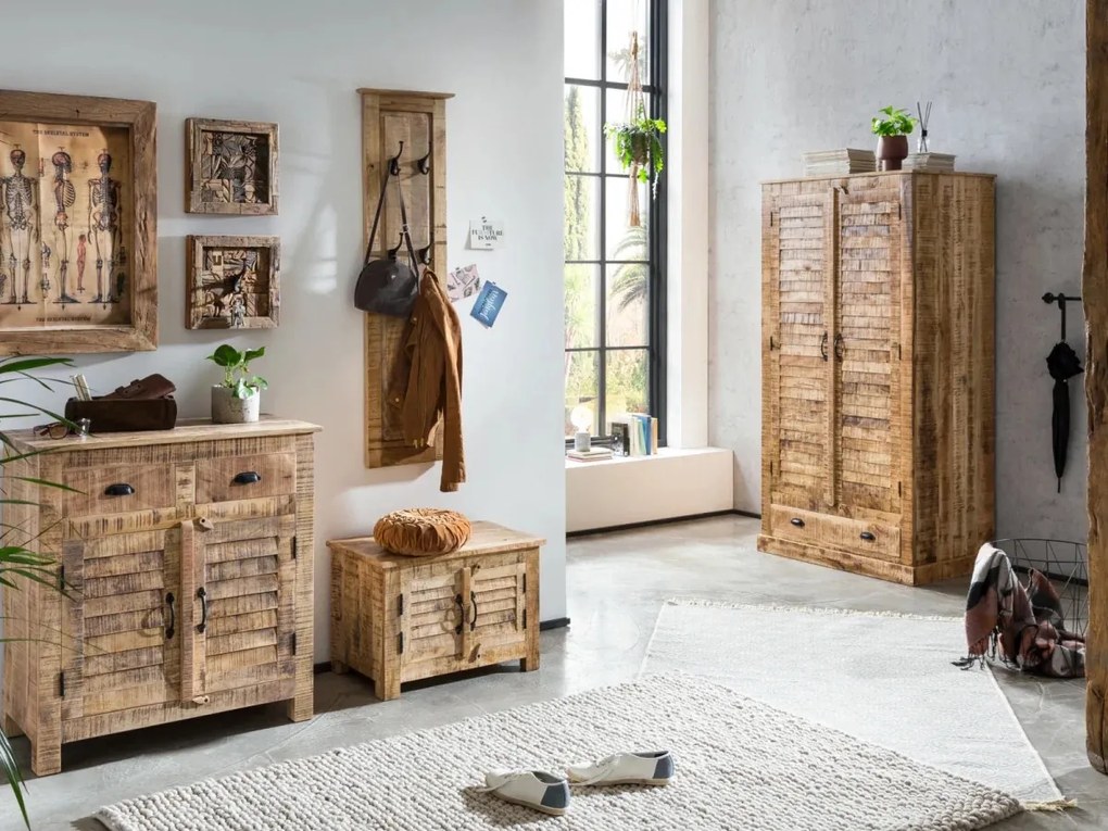furniture-nabytek.cz - Masivní šatní skříň Carino z mangového dřeva, lakovaná, přírodní barva – 90×60×180 cm