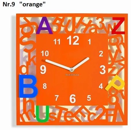 Dětské hodiny na zeď s barevnými písmenky Oranžová