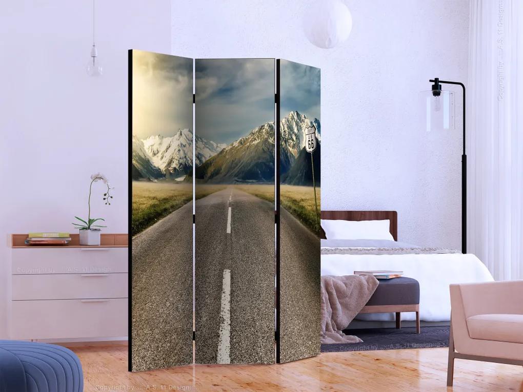 Pokojová zástěna Dlouhá cesta (3-dílný) - asfaltová silnice a zasněžené hory v pozadí