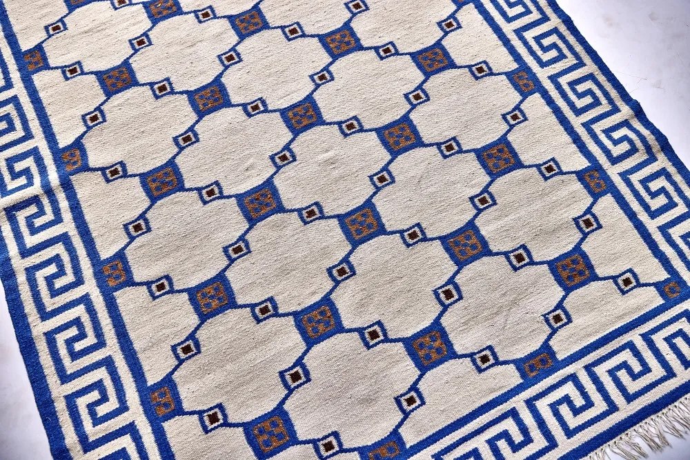 Diamond Carpets India, Ručně vázaný kusový koberec Geo DESP P82 Silver Blue, 200x290, modrá, chodba / předsíň