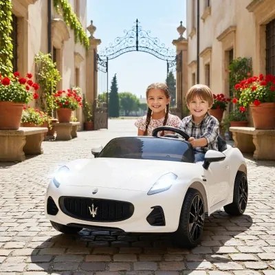 AIYAPLAY Dětské elektroauto Maserati, dvoumístné, 12V napájení z baterie, dálkové ovládání, LED světla, hudební funkce, bílé