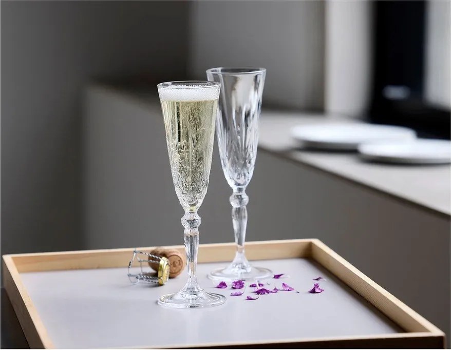 Křišťálové skleničky v sadě 4 ks na sekt 160 ml Melodia – Lyngby Glas