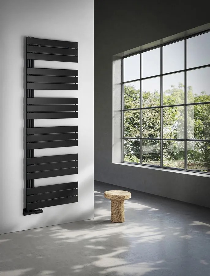 Aqualine Mythos otopné těleso rovné boční připojení 500 x 1730 mm černá mat LLM517B