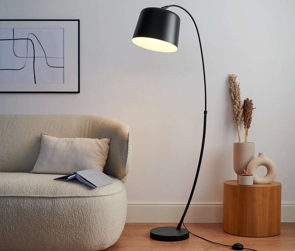 Tchibo - Prohnutá stojací lampa z kovu