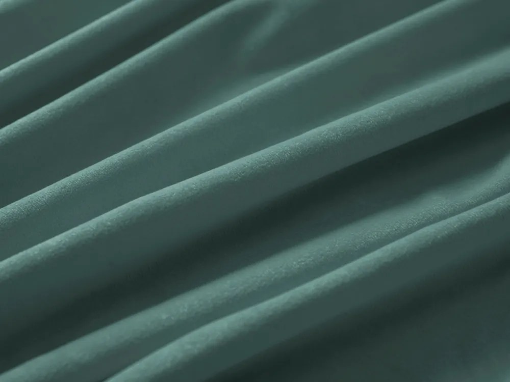 Biante Sametový čtvercový ubrus Velvet Premium SVP-022 Ledově zelený 120x120 cm