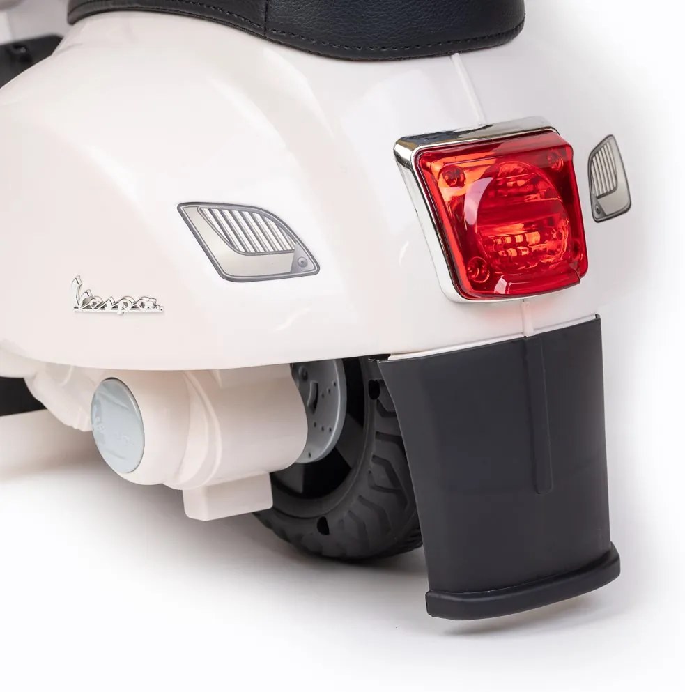 Dětská elektrická motorka Baby Mix Vespa bílá