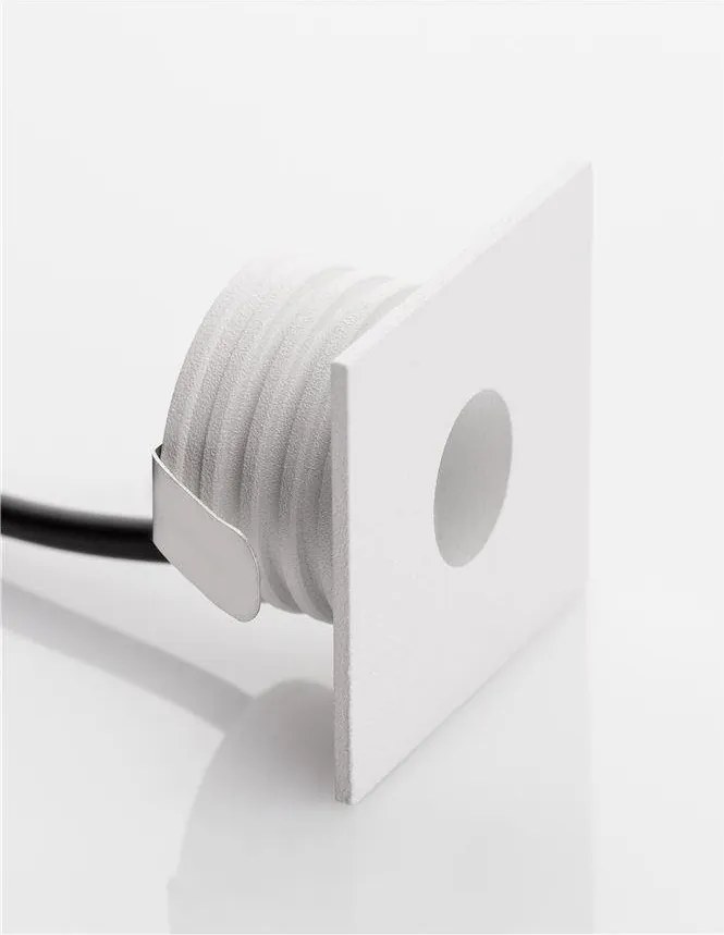 NV 8058001 Venkovní zapuštěné svítidlo do zdi PASSAGGIO bílý hliník LED 1W 3000K 3V IP54 délka kabelu 1.80m použijte driver 9020170 - NOVA LUCE