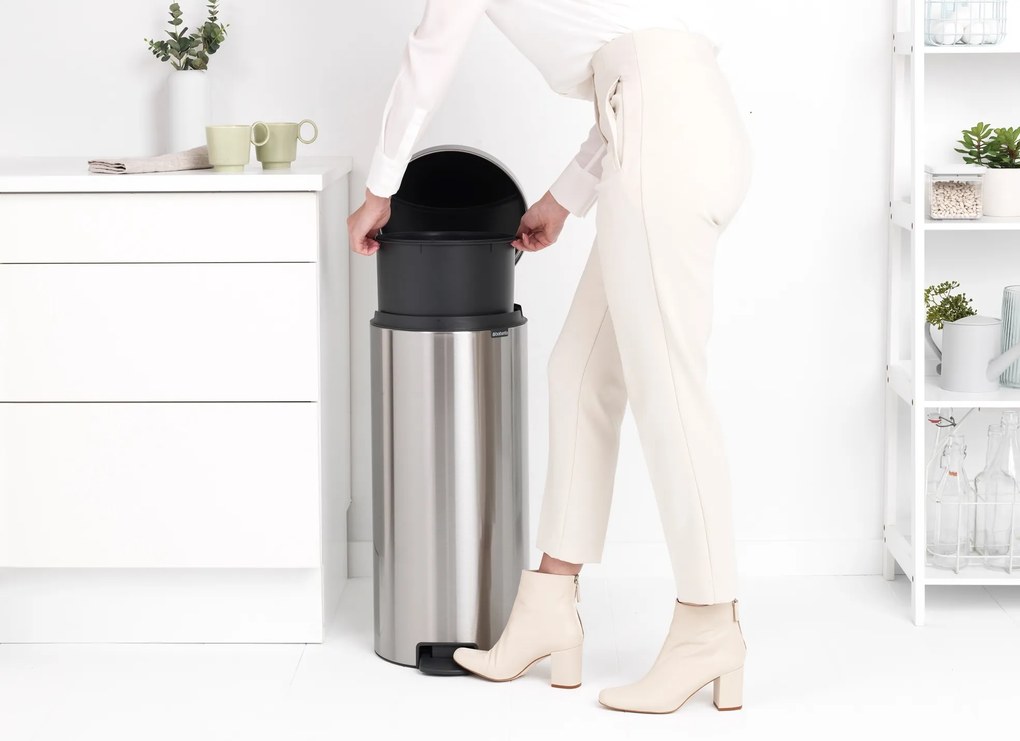 Brabantia Pedálový koš NewIcon 30L matná ocel otiskuvzdorná