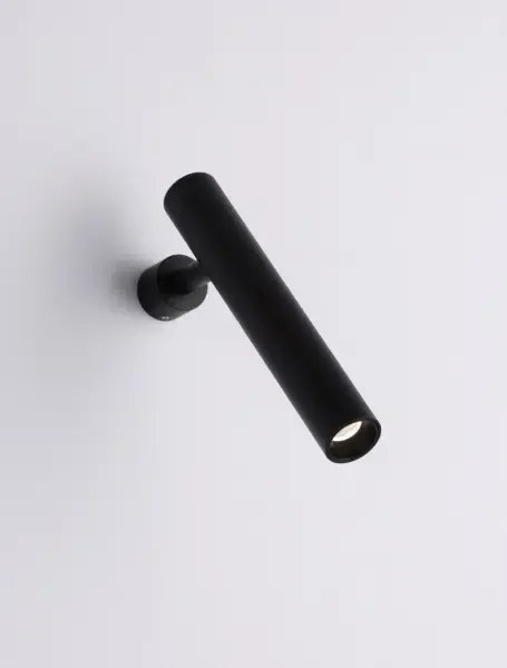 Minimalistické nastěnné svítidlo Arlo Černá