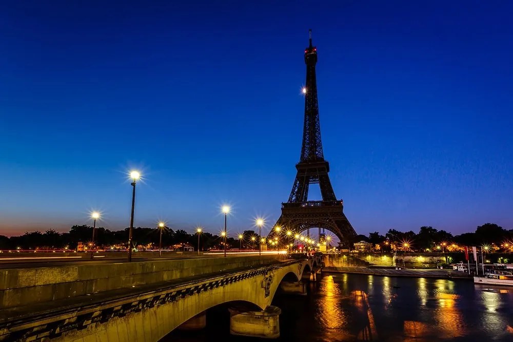 Samolepící fototapeta Eiffelova věž v noci - 225x150 cm