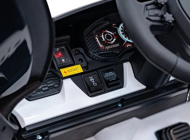 Elektrické autíčko Lamborghini Revuelto XL bílé