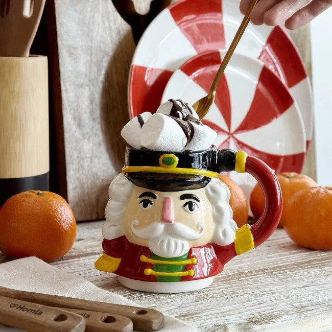 Hrnek NUTCRACKER SHAPE červený 873299 400 ml