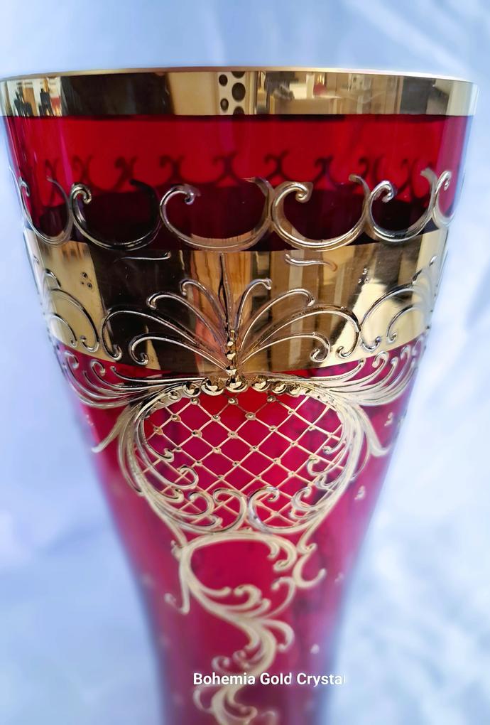 Červená kónická váza 26 cm, zdobená zlatem