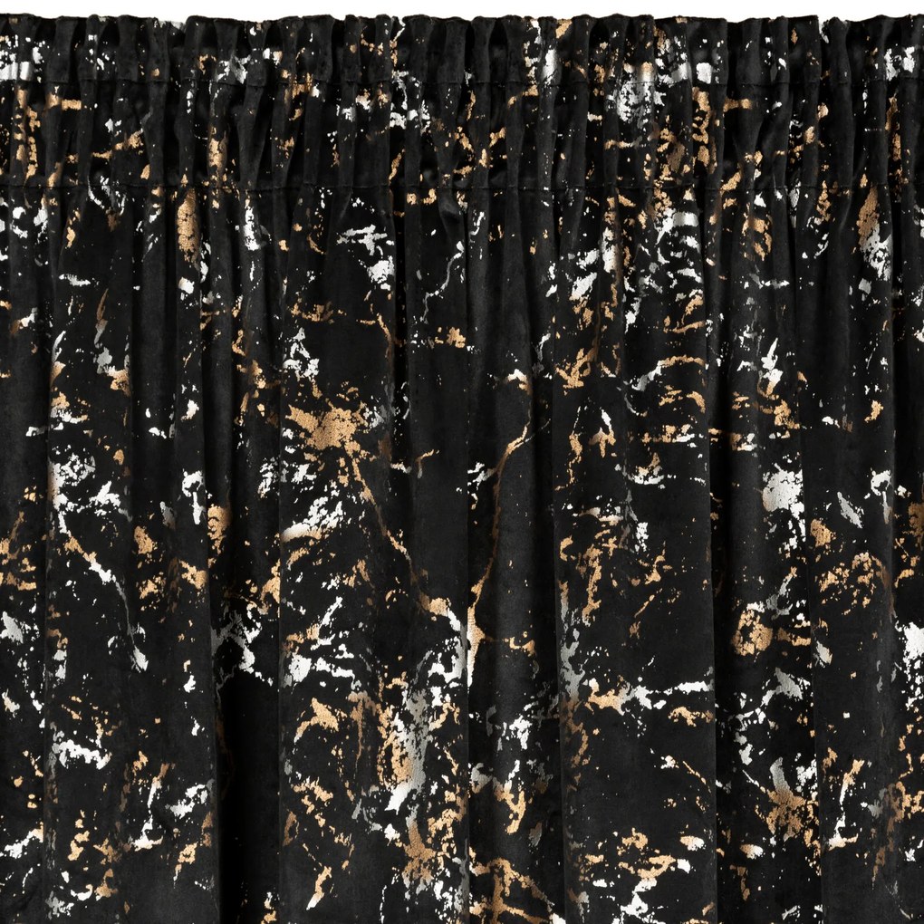 ZATEMŇOVACÍ ZÁVĚS NA PÁSCE DORI 140X270 CM VZOROVANÁ
